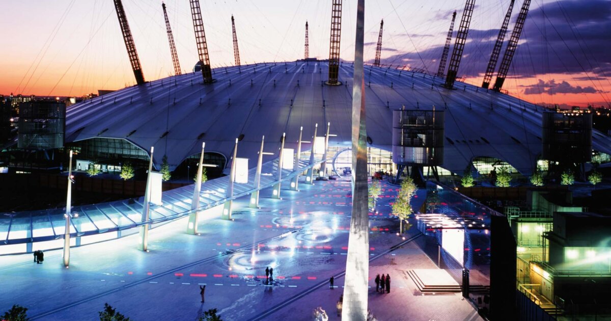 Peninsula Square, O2 - Work - Turkington Martin